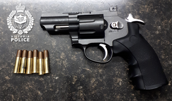 Patrol Officers Seize Replica Firearm - VicPD.ca